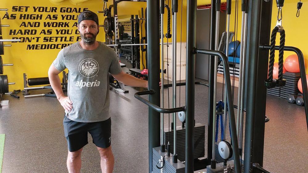 Dieser Mann bringt die Wölfe-Cracks ins Schwitzen - ICEHL | SportNews.bz