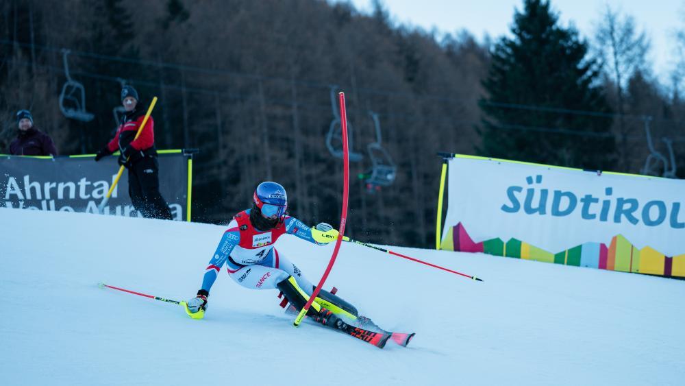 Eine Französin trumpft im Ahrntal groß auf - Ski Alpin | SportNews.bz
