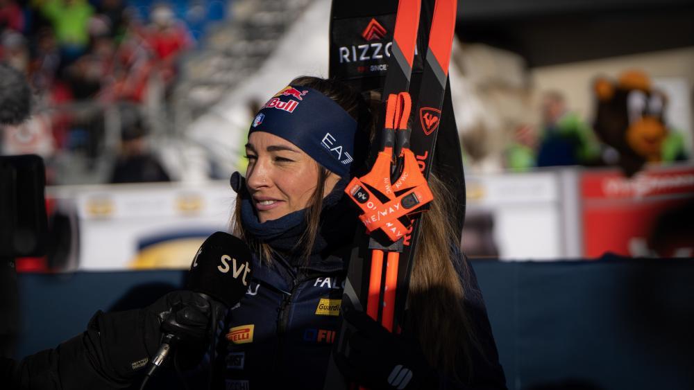 In der Antholzer Sonne: Wierer findet ihr Lachen wieder - Biathlon ...