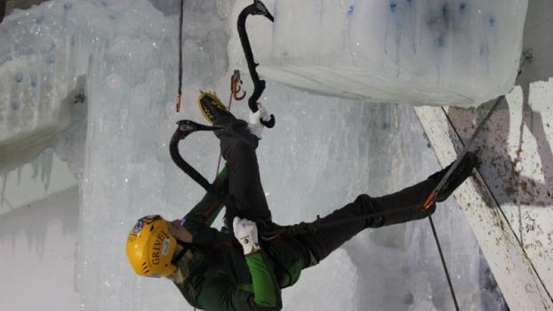 Angelika Rainer wins the Ice Climbing World Cup - Sport Mix | SportNews.bz