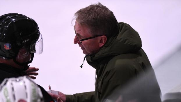 Toblach zieht die Reißleine und entlässt Machacka - IHL | SportNews.bz