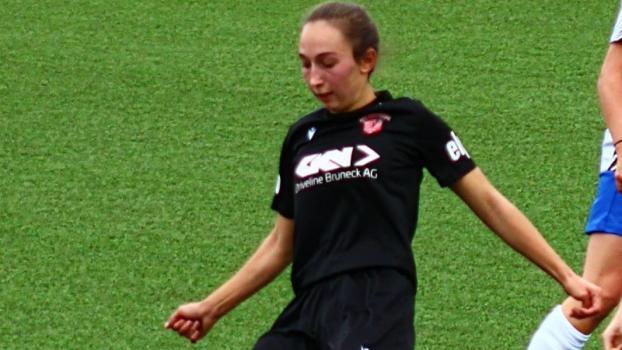 Alexandra Gruber brilliert mit Hattrick für den FFC Pustertal ...