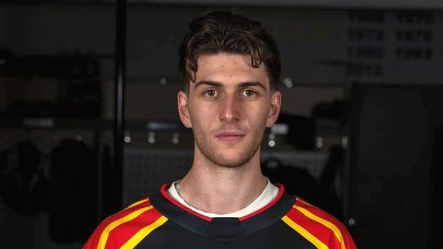 Zurück zu den Wurzeln: Damian Clara hat unterschrieben - Eishockey ...