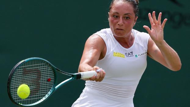 Sarika nude was in need of a bodywork and enjoy big boobs,