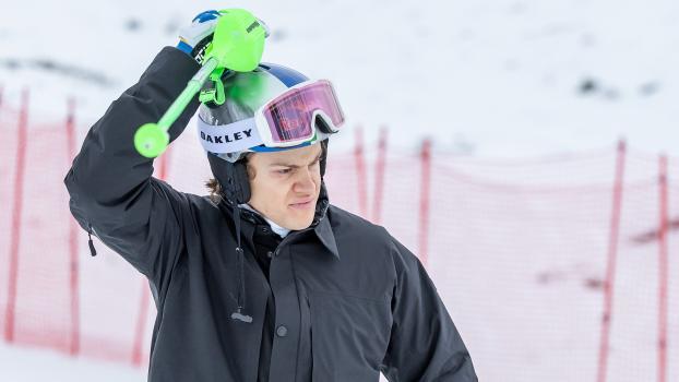 Wie Muhammad Ali: Pinheiro Braathen entgeht Horror-Crash - Ski Alpin ...