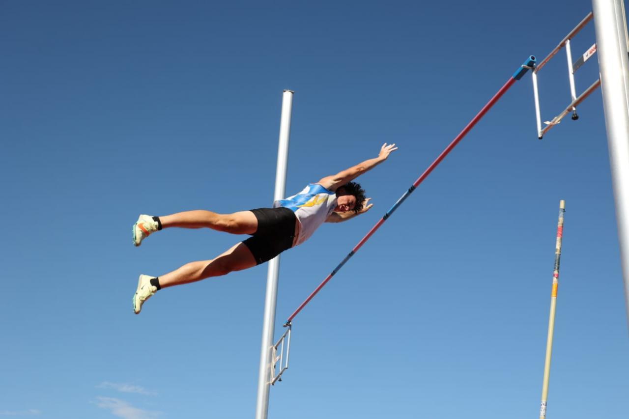Tomasi krönt sich zum U18-Italienmeister - Leichtathletik | SportNews.bz