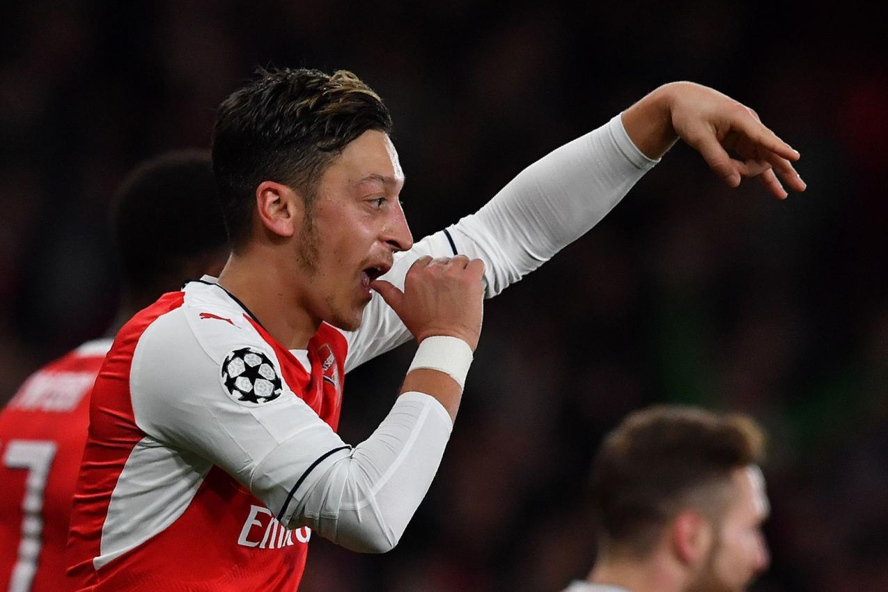 Mesut Özil met fin à sa carrière - football | SportNews.bz